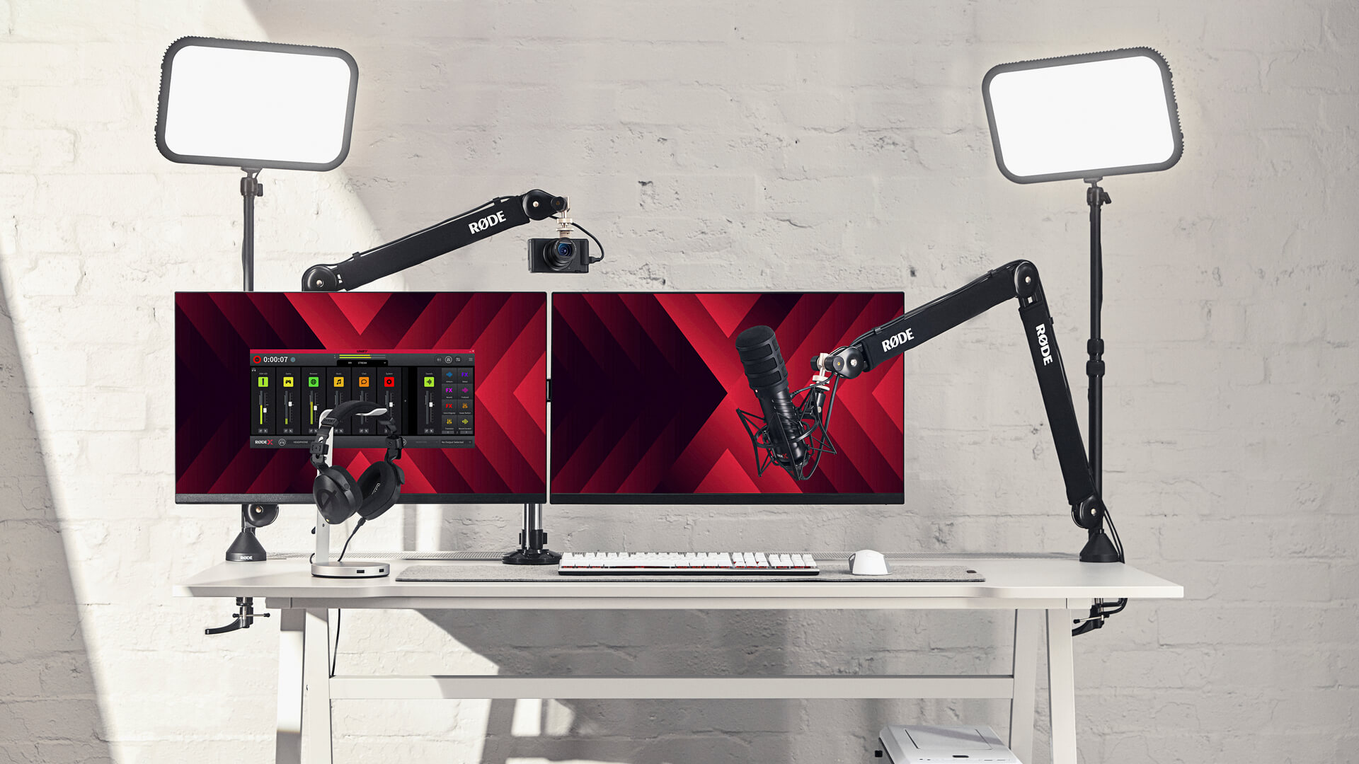 XLR vs USB Microphones: Which is the Best for Gaming and Streaming ...